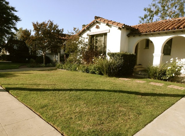 6 Front Yards That Balance Privacy With Curb Appeal