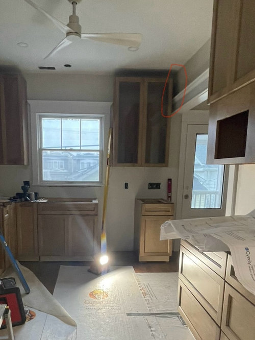 Empty Space Next to Upper Cabinet-Leave It or Fill It? | Houzz Forum