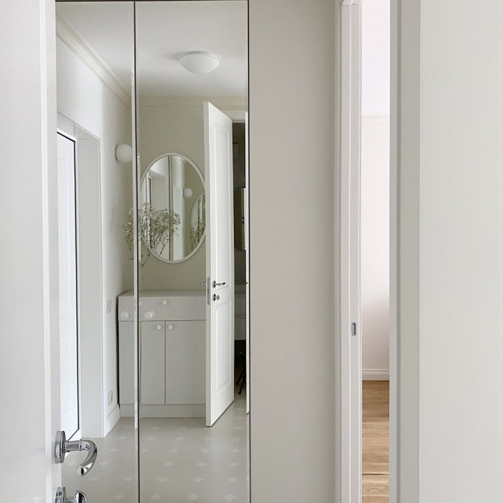 75 Beautiful Small Hallway Ideas and Designs - April 2025 | Houzz UK