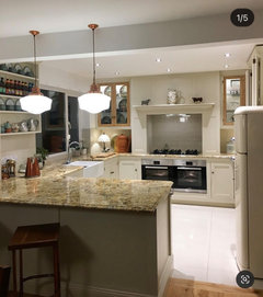 Update/modernize this early 2000s kitchen with paint!