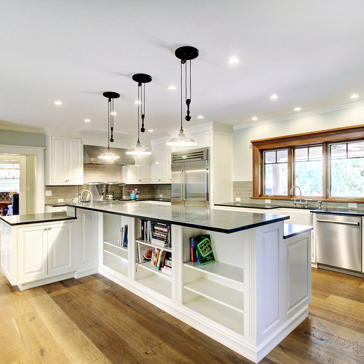 75 Beautiful Kitchen with Green Benchtop Ideas & Designs - January 2023 ...