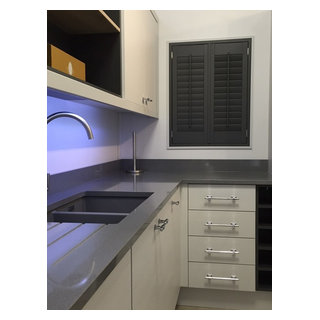 The Salcombe Kitchen - Moderne - Essex - par Daman of Witham | Houzz