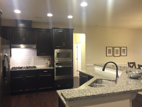 Kitchen counter-two tier vs flat