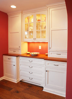 Need ideas for countertop on a knee wall between kitchen and family rm