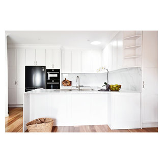 The Waterhouse project - kitchen - Traditional - Kitchen - Canberra ...