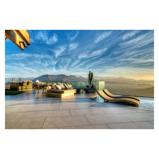 Macapa Drive, Los Angeles - Contemporary - Patio - Los Angeles - by ...