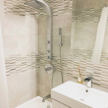 Linear Bathroom Layout - Photos & Ideas | Houzz