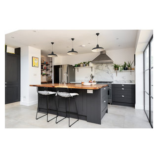 A rear extension in Wandsworth - Modern - Kitchen - London - by Resi ...