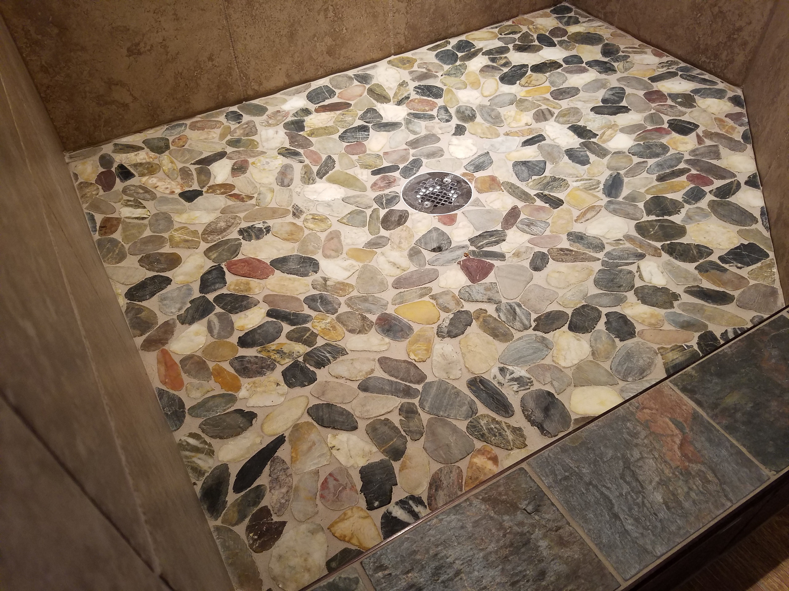 Hand-Sorted Sliced Cobblestone Pebble Tile - Mesh Backing, 12x12 Sheet ...