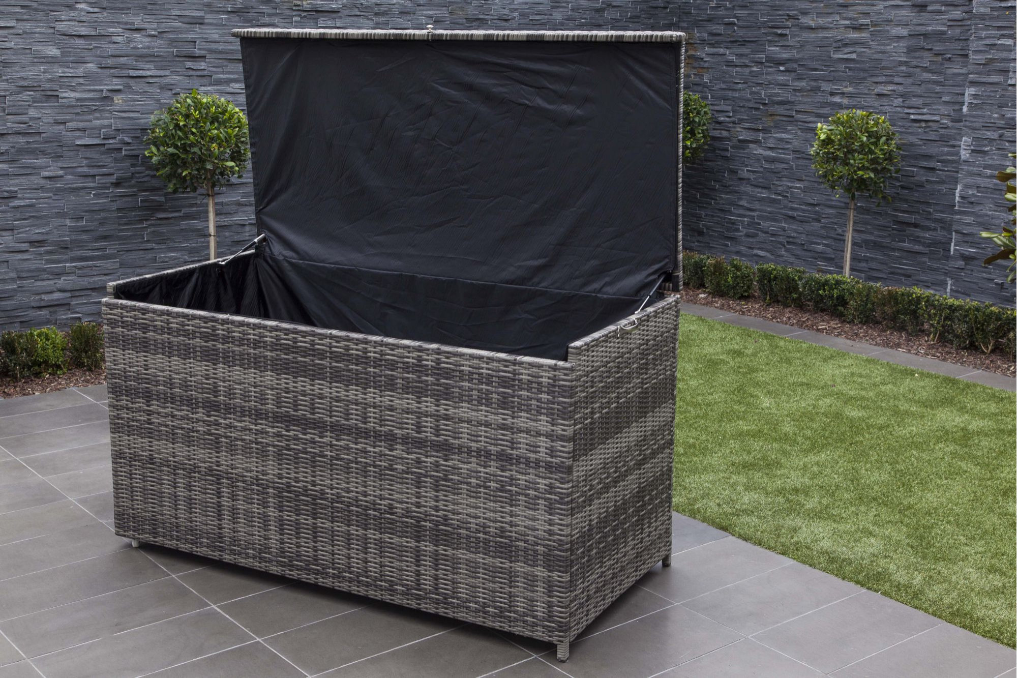 Max 264 Gallon Outdoor Wicker Storage Box, Water-Resistant Deck Bin for ...