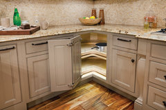 Daily kitchen use--Super susan corner or blind corner cabinet?