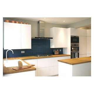 Kitchen fit for a small space - Modern - Kitchen - London - by ...