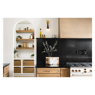 DH Apollo - Modern - Kitchen - Cedar Rapids - by Dream Homes ...