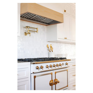 Castaways Remodel - Beach Style - Kitchen - Orange County - by Willhoit ...