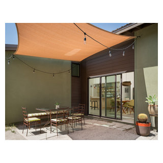 Yucca House & ADU - Rustic - Patio - Los Angeles - by ORA Inc | Houzz