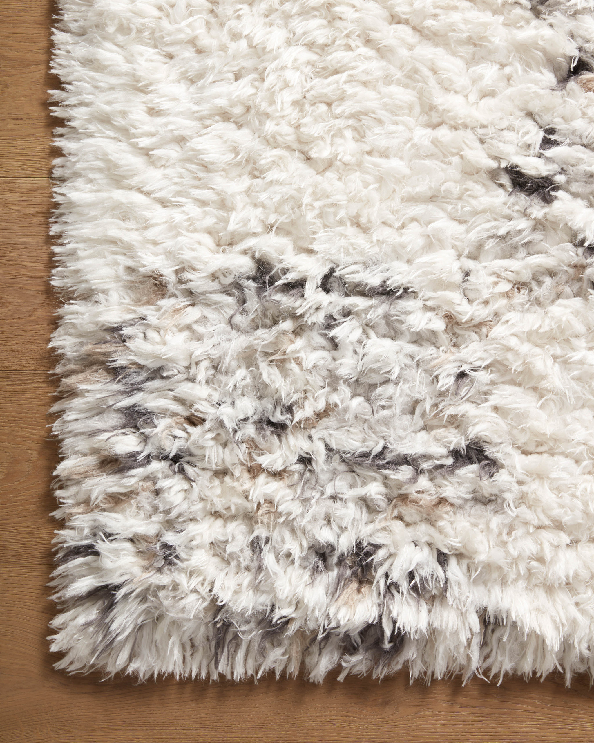 Angela Rose x Loloi Amira Ivory / Granite Area Rug, 2'-7" x 10'-0 ...