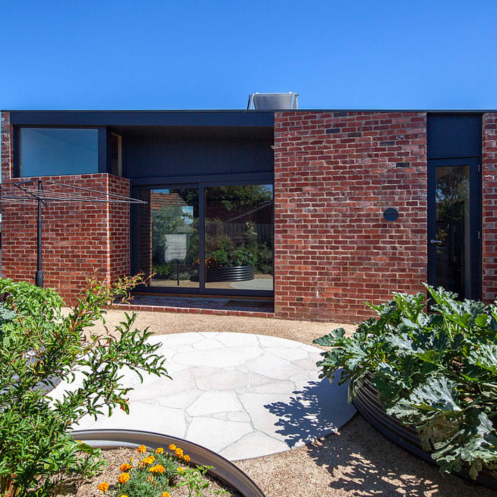 75 Beautiful Exterior with a White Roof Ideas & Designs - June 2026 ...