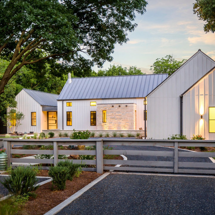 75 Two-Story Gable Roof Ideas You'll Love - December, 2025 | Houzz