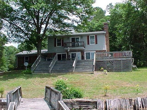 House with NO front door....needs curb appeal