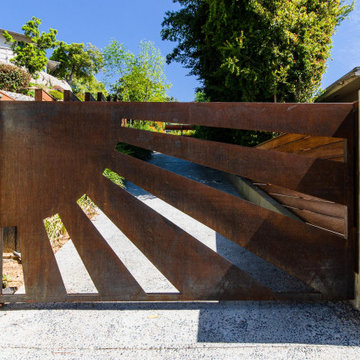 75 Beautiful Corten Steel Gate Home Design Ideas & Designs | Houzz AU