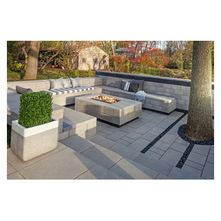 Techo-Bloc Raffinato Wall - Modern - Patio - New York - by Astro ...