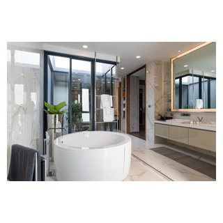 Large Modern Bathroom With Bathtub and Sink - Modern - Bathroom - Tampa ...