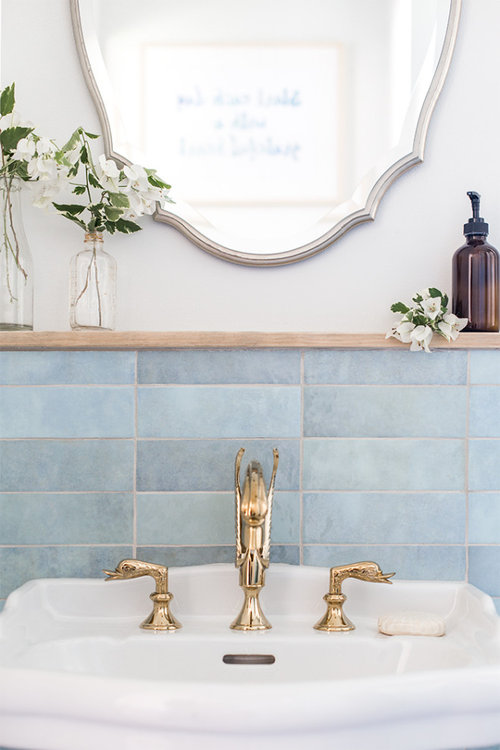 Has anyone installed Bedrosian Cloe Tile - blue/black/baby blue?