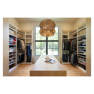 Long Bridge - Transitional - Closet - Minneapolis - by Hendel Homes | Houzz