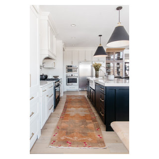 Midwest Meets LA - Coastal - Kitchen - Omaha - by Amethyst Home | Houzz IE