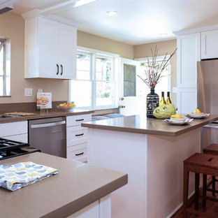 75 Beautiful Craftsman Kitchen With Window Backsplash Pictures & Ideas ...