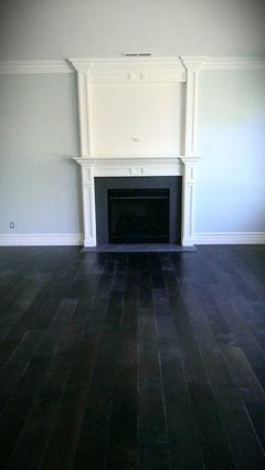 Need help!! Niche on only one side and fireplace not centered. What to ...