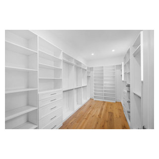 Crane Island - Cord Grass Ct. - Beach Style - Closet - Jacksonville - by Riverside Homes Custom ...