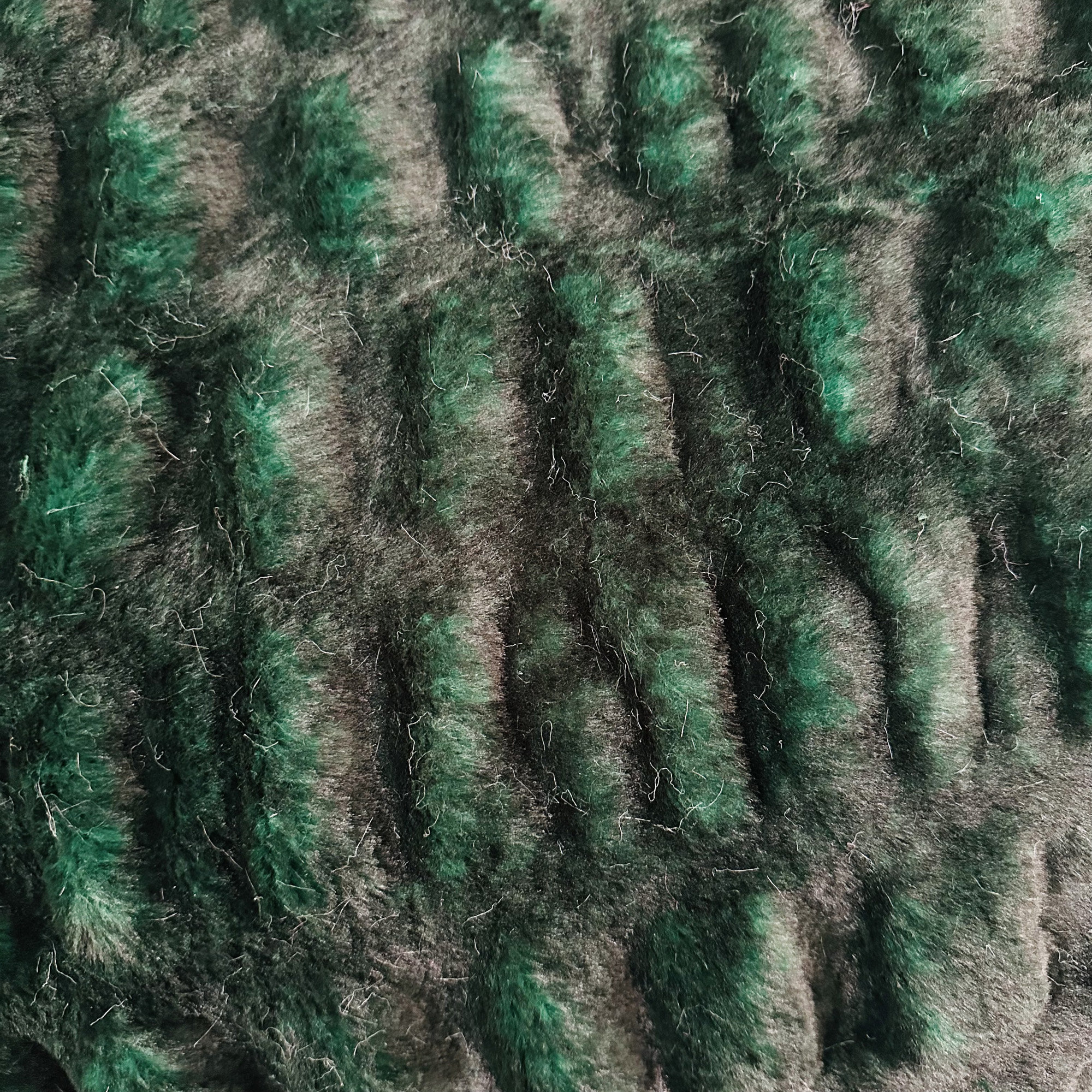 Plutus Emerald Green Plush Pelt Faux Fur Luxury Throw Blanket, Blanket ...