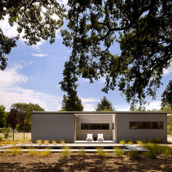 Square House - Photos & Ideas | Houzz