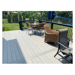 Silver Maple TimberTech Deck with all black railings in Lemont, IL ...