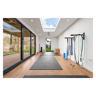 Garden Studio Gym & Yoga Studio - Contemporary - Home Gym - London - by ...