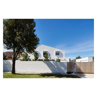 Brighton White House - Melbourne - by Macasar Building | Houzz