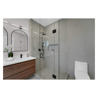 210 Cedric Ave - Transitional - Bathroom - Toronto - by iDiM Architects ...