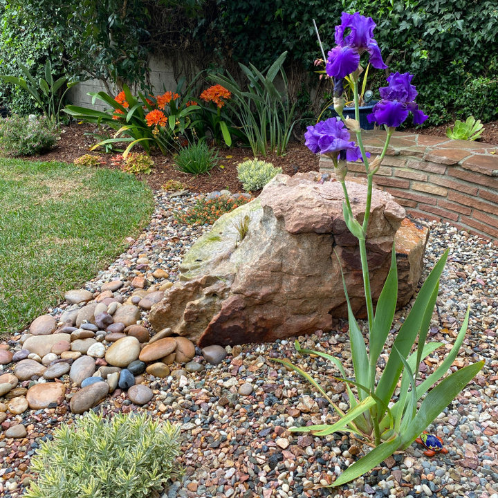75 Purple Rock Landscaping Ideas You'll Love - October, 2024 | Houzz
