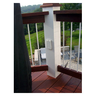 Ipe and Aluminum post and rail - Traditional - St Louis - by Heartlands ...