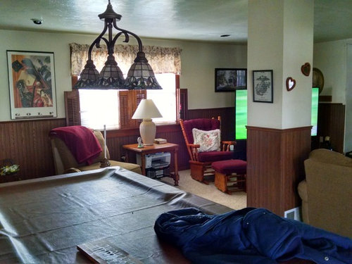 ideas for 20x25 family room with column right in the middle