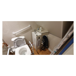 Mr and Mrs Greenwood - Traditional - Powder Room - Sussex - by Adrian ...