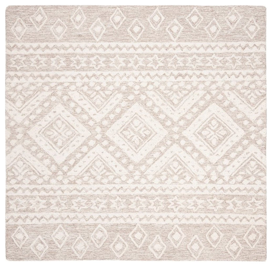 Safavieh Micro-Loop 8' x 10' Hand Tufted Wool Rug in Beige and Ivory, 5 ...