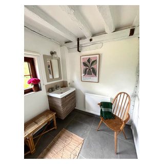 La longère de Catherine partiellement rénovée ! - Farmhouse - Bathroom ...