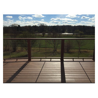 Oconomowoc Radius Timbertech deck with Azek cable railing system ...