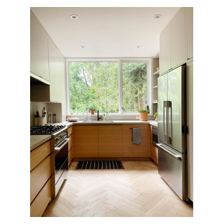 Roseheath Reno - Modern - Kitchen - Toronto - by CAB Architects | Houzz