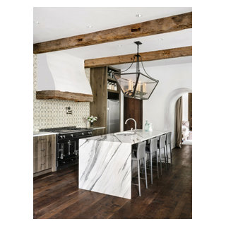 Island Knoll - Mediterranean - Kitchen - Austin - by Austin Studio ...