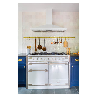 White Kitchen Appliances - French Country - Kitchen - New York - by ...