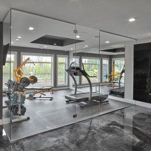 75 Most Popular Home Gym with Grey Walls and Concrete Flooring Design ...