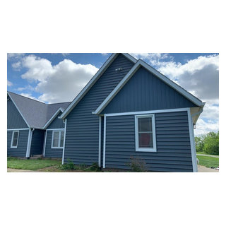 Alside Prodigy Insulated Lap and Board & Batten siding in Ageless Slate ...